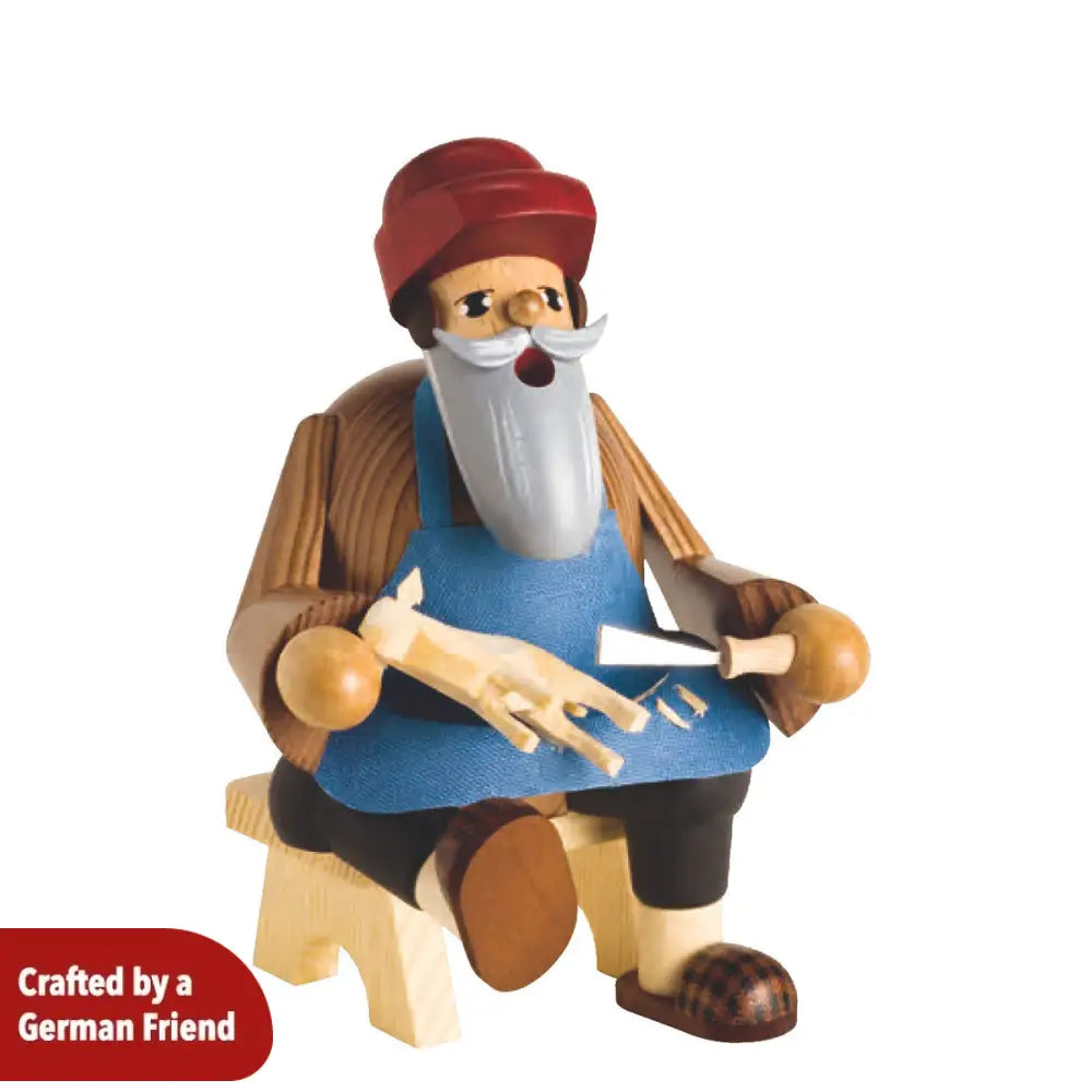 Smoker Carver sitting – Official Steinbach Nutcracker® Shop